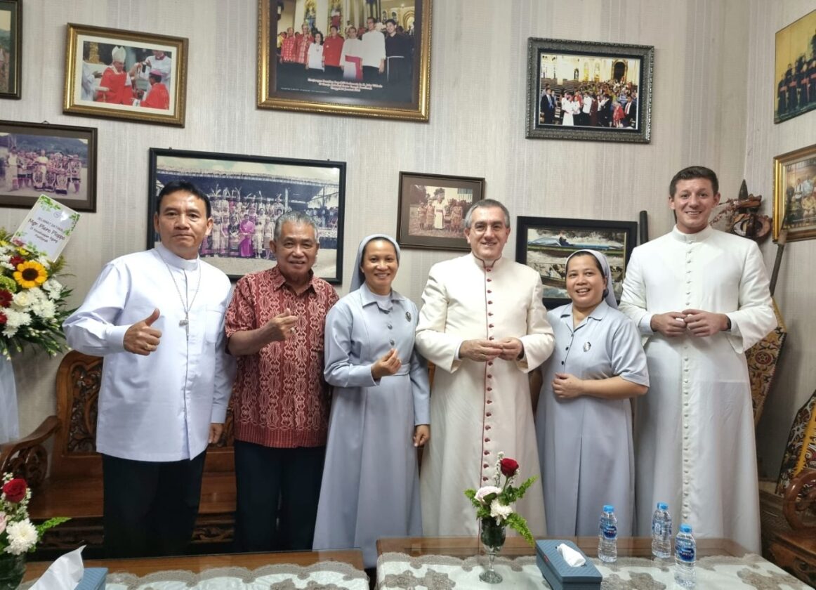 Uskup Agustinus: Tahun 2023 Dubes Vatikan Akan Berkati Gedung Keuskupan ...