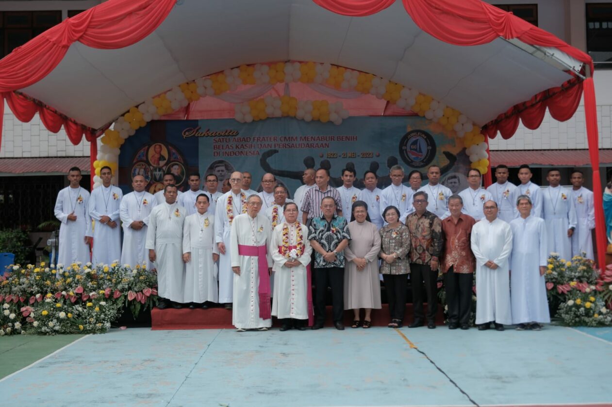 Puncak Jubileum 100 Tahun Frater CMM di Indonesia, Uskup Manado ...