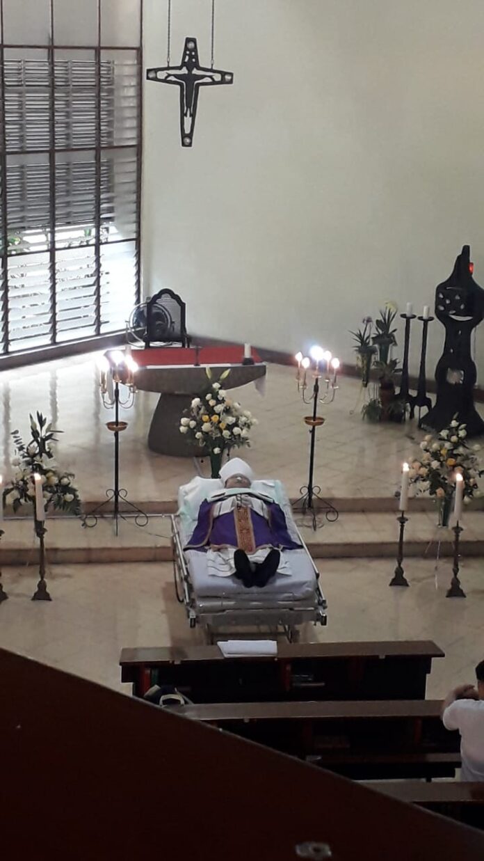 Jenazah Mgr. Vincentius Sutikno Wisaksono akan Dimakamkan di Mousoleum ...
