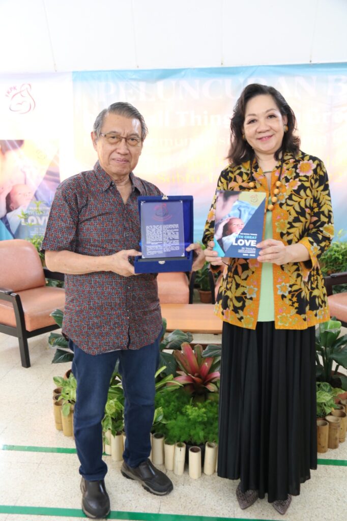 Rayakan 25 Tahun Berdiri, FKPK Luncurkan Buku Profil “Do Small Things ...