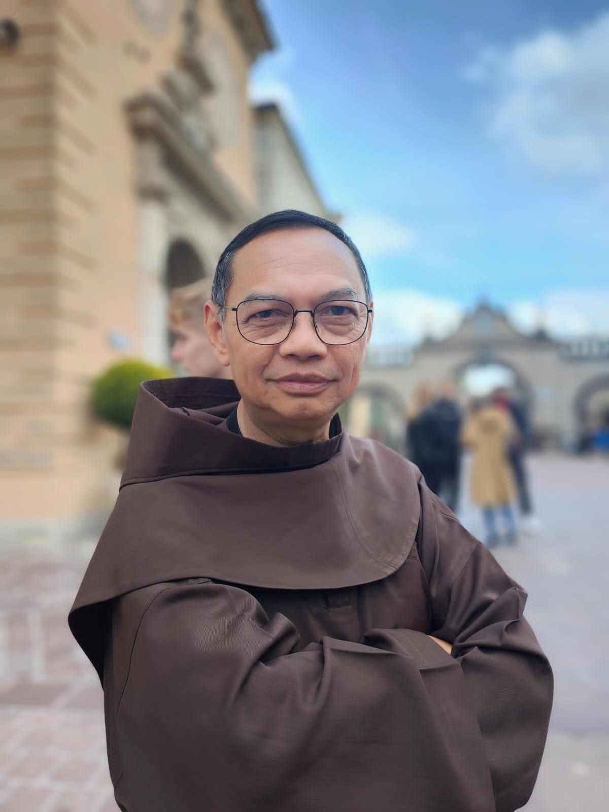 Komisaris Comisariat Terrae Sanctae-Indonesia (CTS-I) Pastor Robert Wowor, OFM: Tanggung Jawab ...