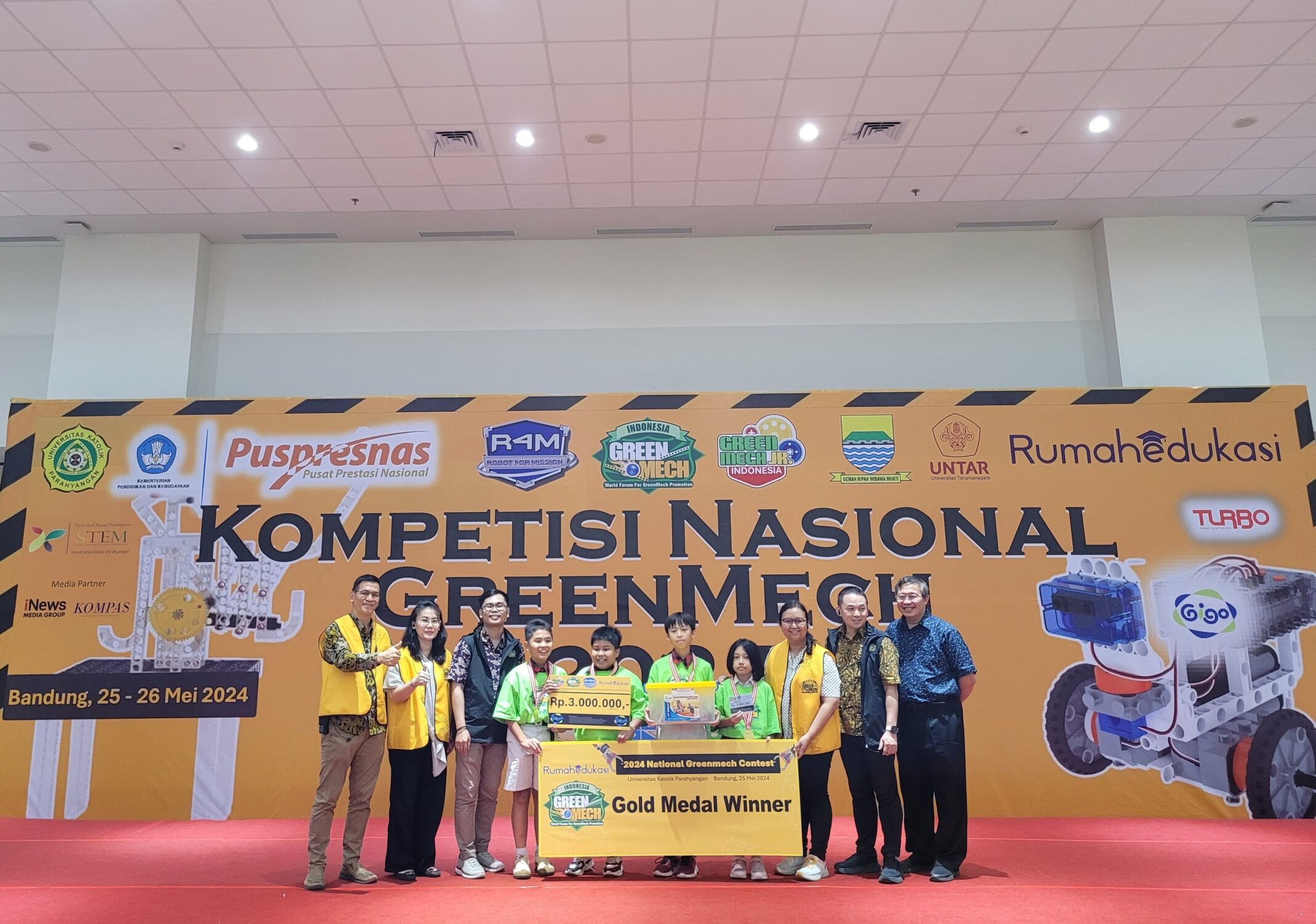 Sekolah Tarakanita Raih Prestasi Gemilang dalam Kompetisi Nasional Greenmech 2024 | HIDUPKATOLIK.com