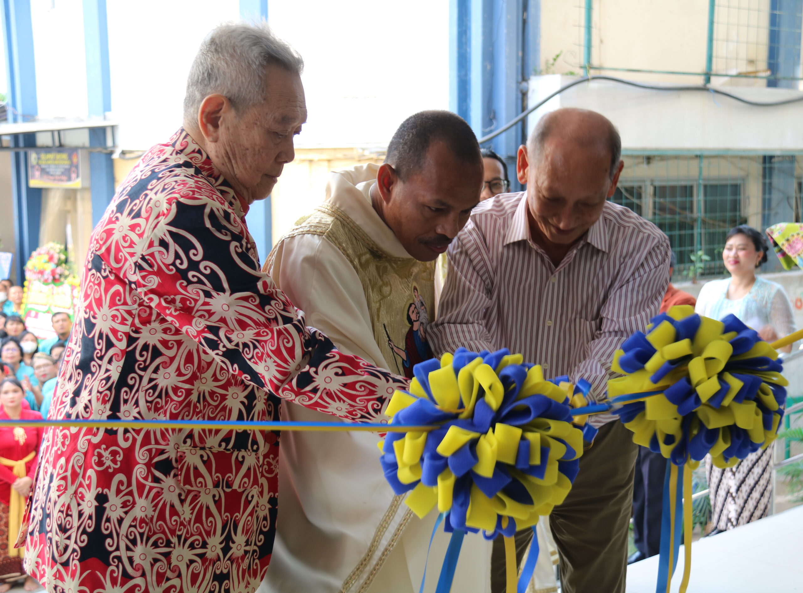 43 Tahun Yayasan Diannanda Sekolah Katolik Santo Kristoforus: Rise and ...