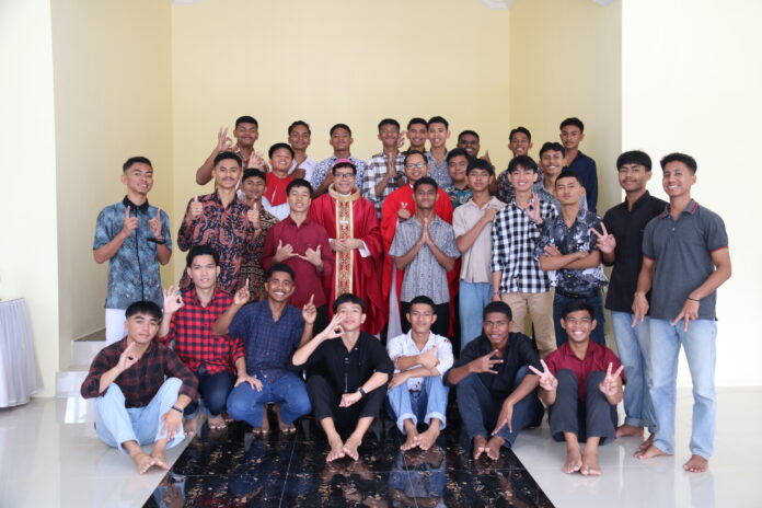 Seminari Menengah St. Yosef Tarakan: Berjuang Menumbuhkan Benih ...