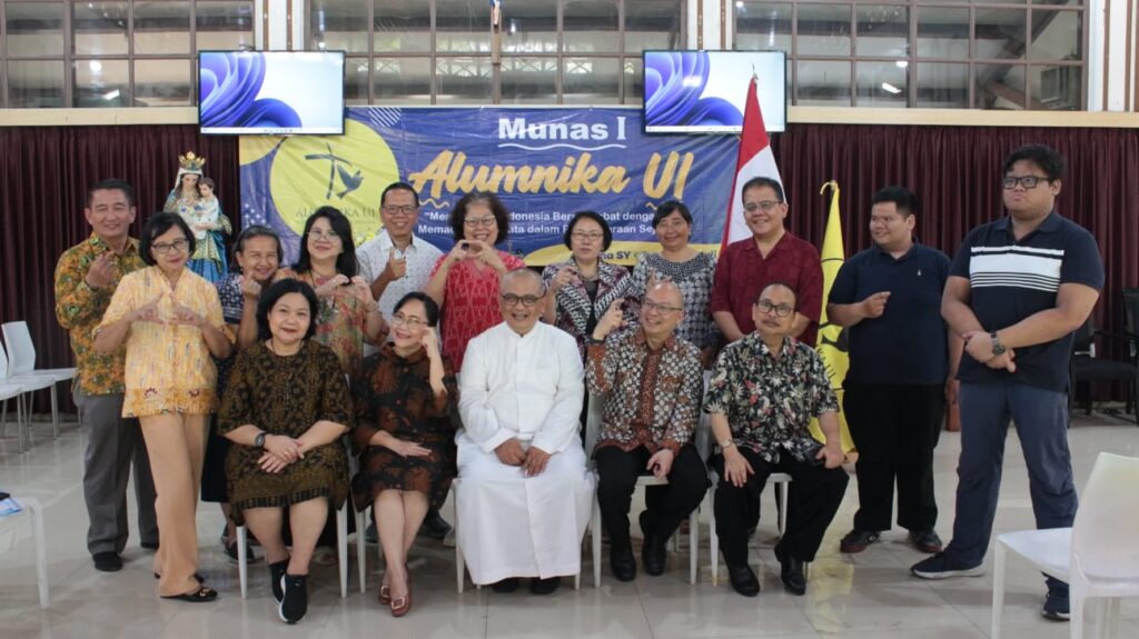 Terpilih dalam Munas I Alumnika UI: Prof Manneke Budiman Sampaikan Tiga ...