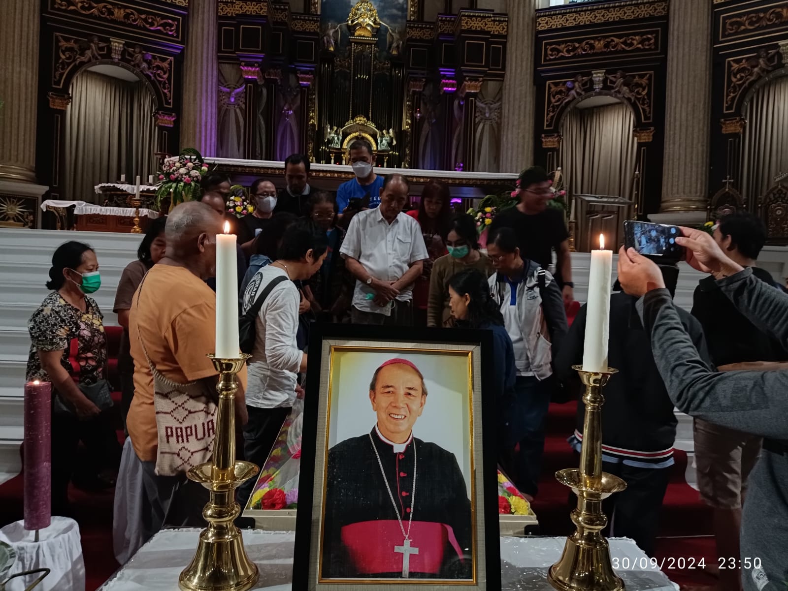 Gereja Indonesia Berduka, Uskup Emeritus Keuskupan Agung Pontianak, Mgr ...