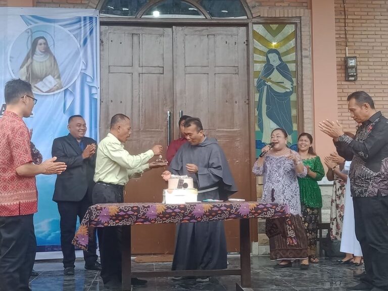 Penggalangan Dana Pembangunan Gereja Stasi St. Monika Ujung Jawi ...